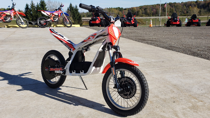 Beta Minitrial Electric 16" 3 Seas Recreation, Mayville, NY (716) 753-2628
